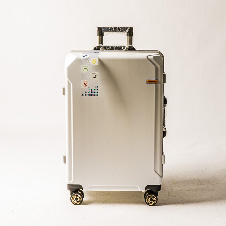 C43614 Carry-on suitcase with telescopic handle and silent, multi ...
