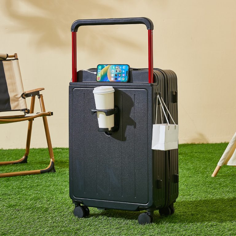 C43618 Carry-on suitcase with telescopic handle and silent, multi ...